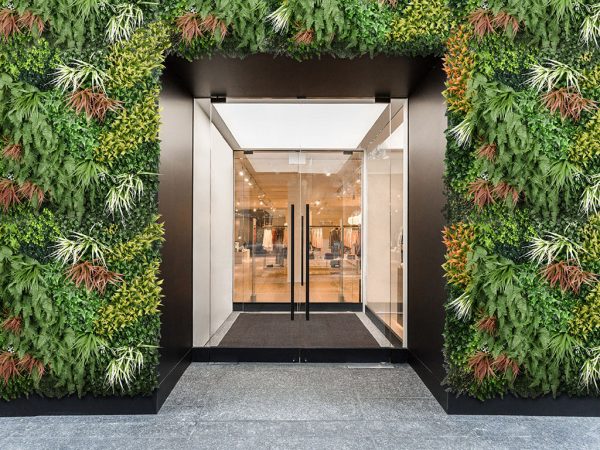 TRANSFORM THE COMMERCIAL SPACE WITH FAUX GREENERY WALLS - EdenVert